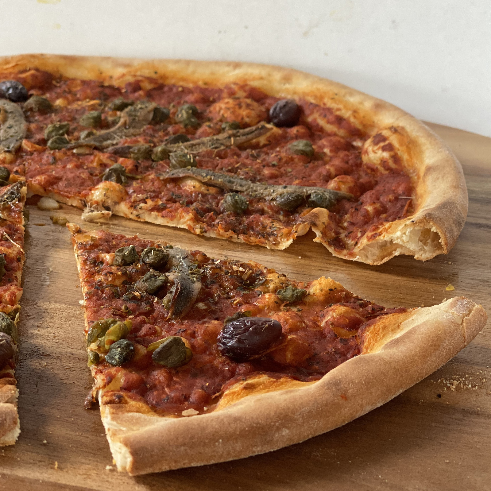 SICILIANA Pizza à Grasse à Emporter - La Casa Nostra chez Claudio